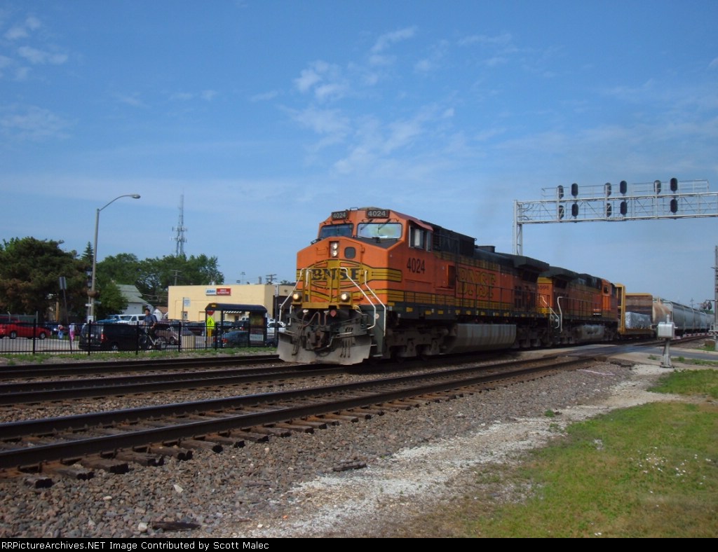BNSF 4024 & 4596